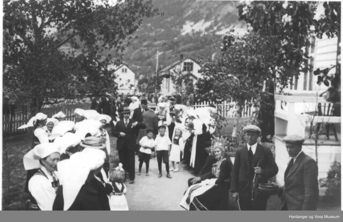Bryllup, Guro og Lars Fritjof Næsheim - Hardanger og Voss Museum ...
