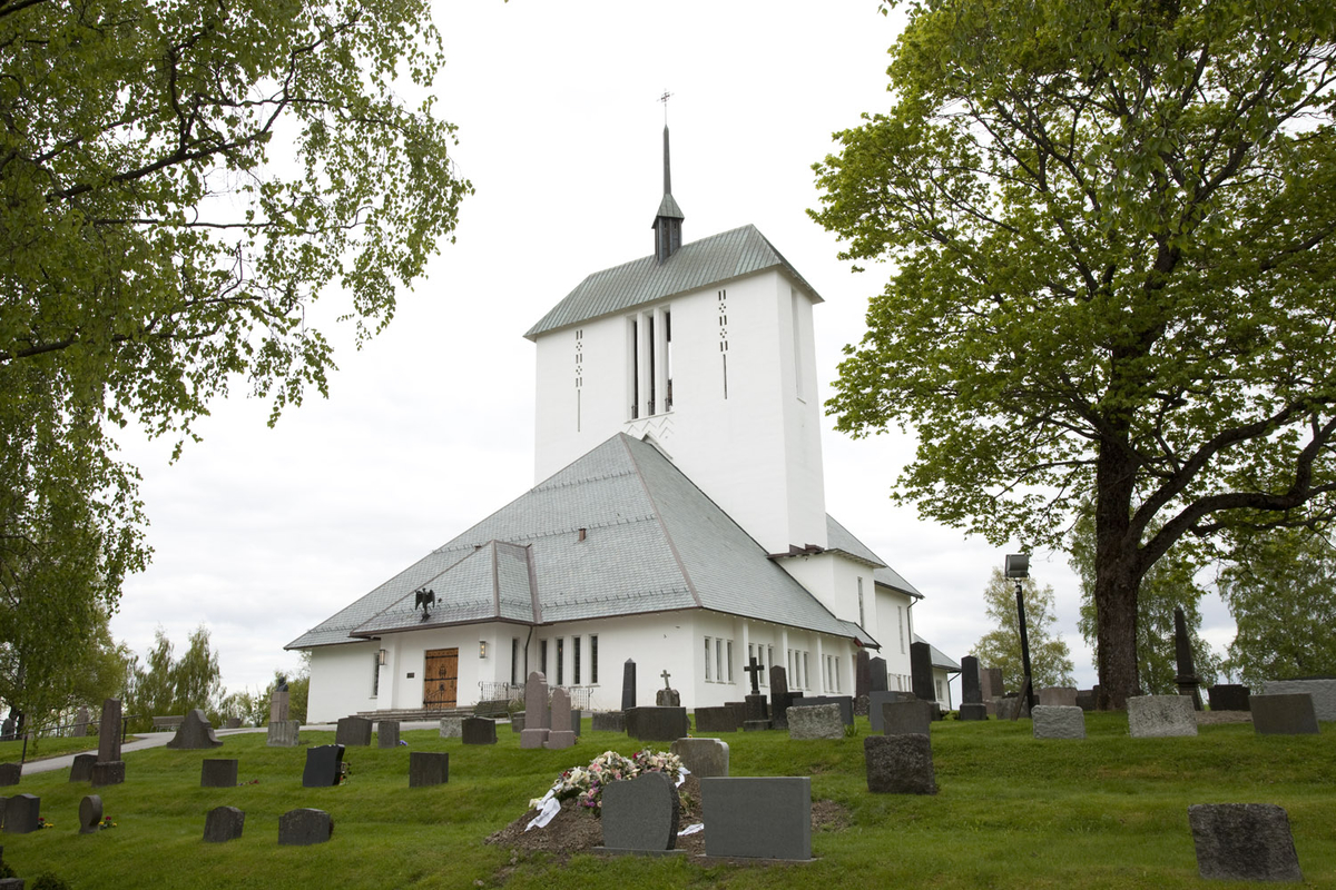 Jordras og kirkebrann: Historien om Ullensaker kirke - Ullensaker museum